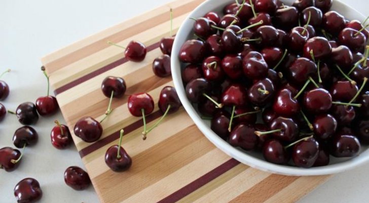 Unlocking the Secrets of Cherries: Health Benefits, Side Effects, and ...